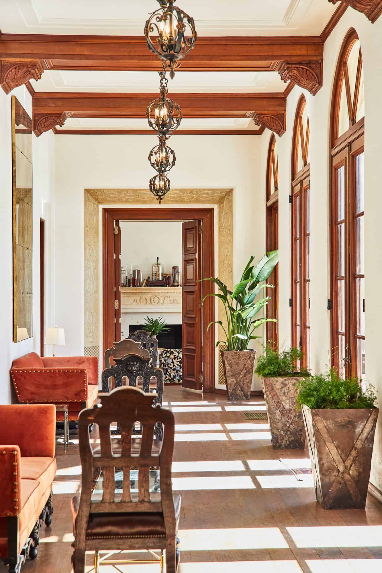 Commodore Perry Estate - Romantic Spots Austin