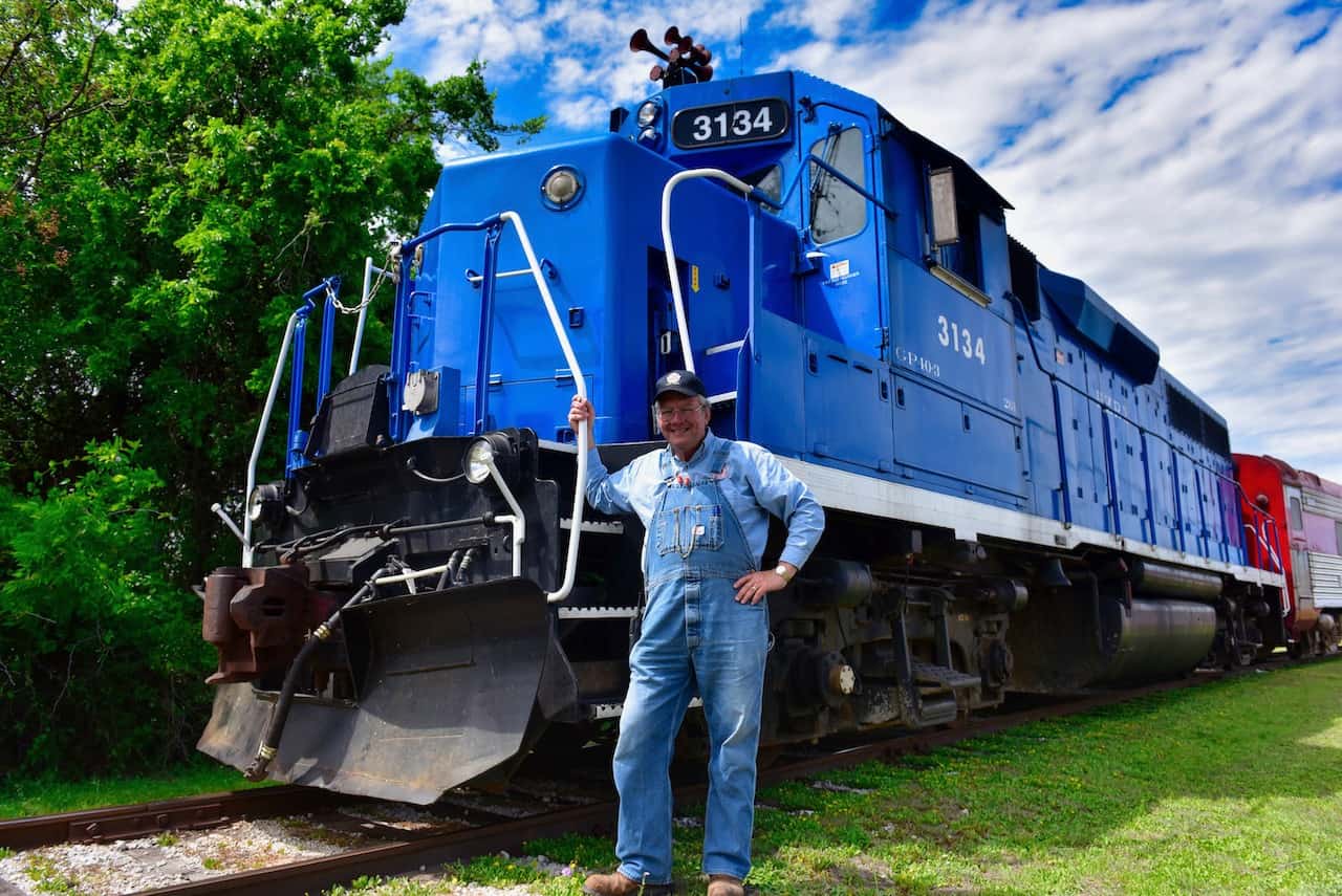 Austin Steam Train Association - Romantic Spots Austin
