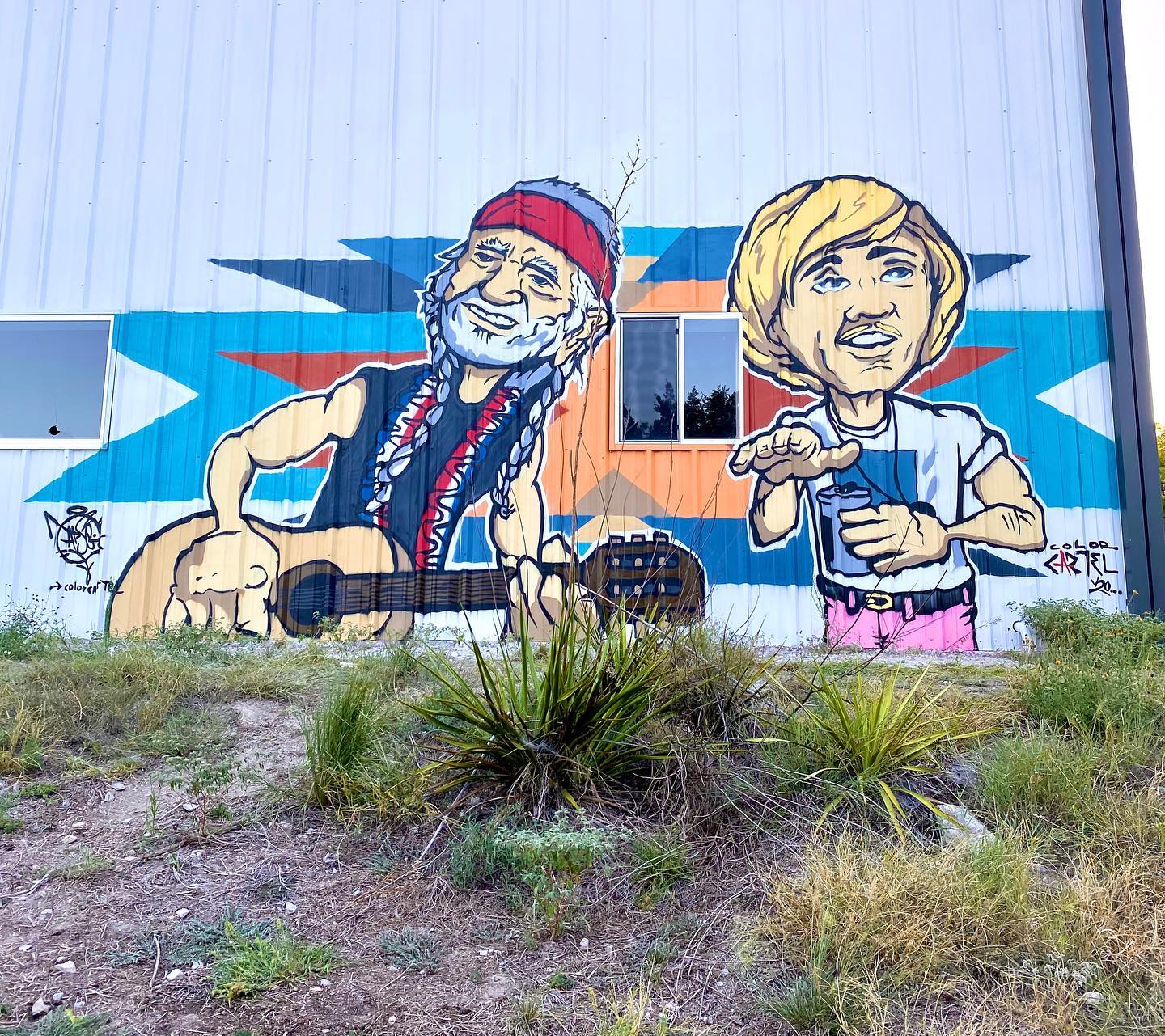 Color Cartel Graffiti Experience - Romantic Spots Austin