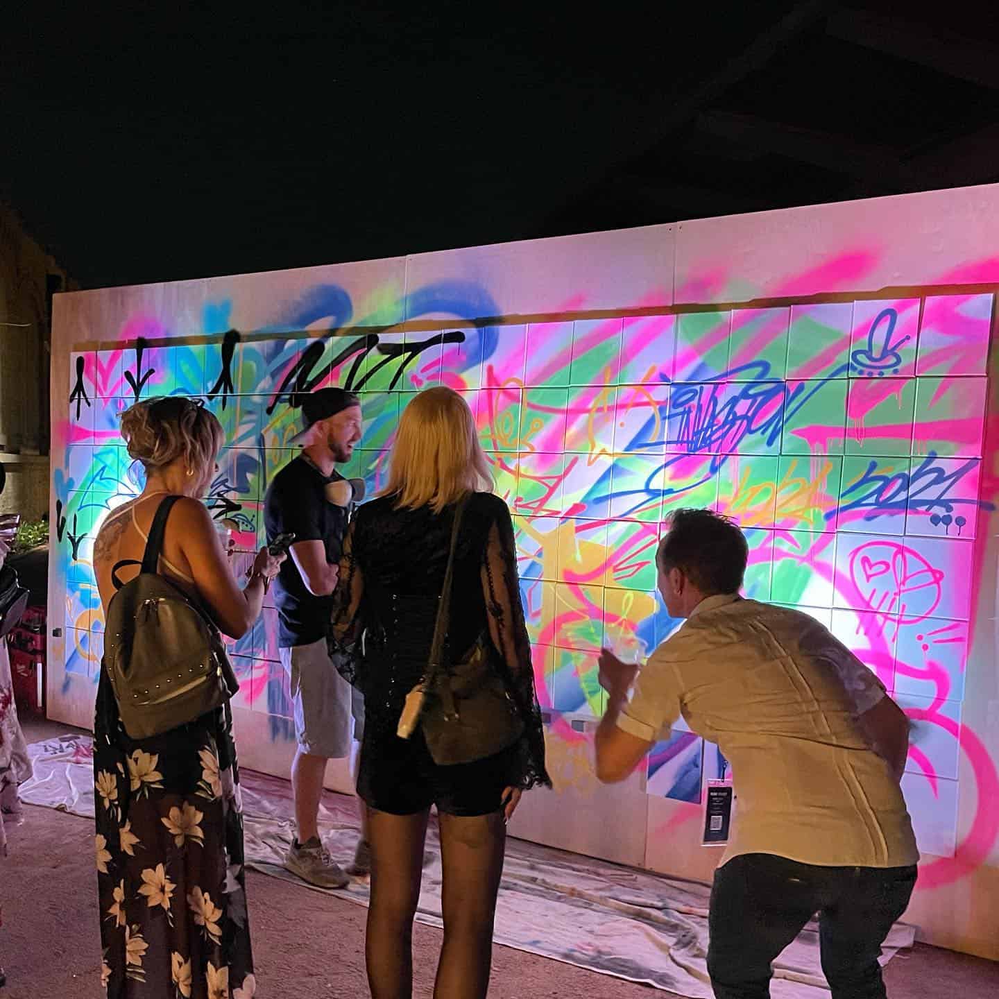 Color Cartel Graffiti Experience - Romantic Spots Austin