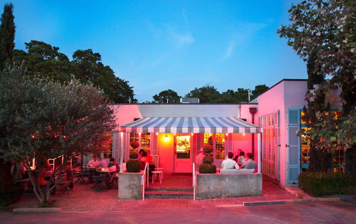 Elizabeth Street Cafe - Romantic Spots Austin